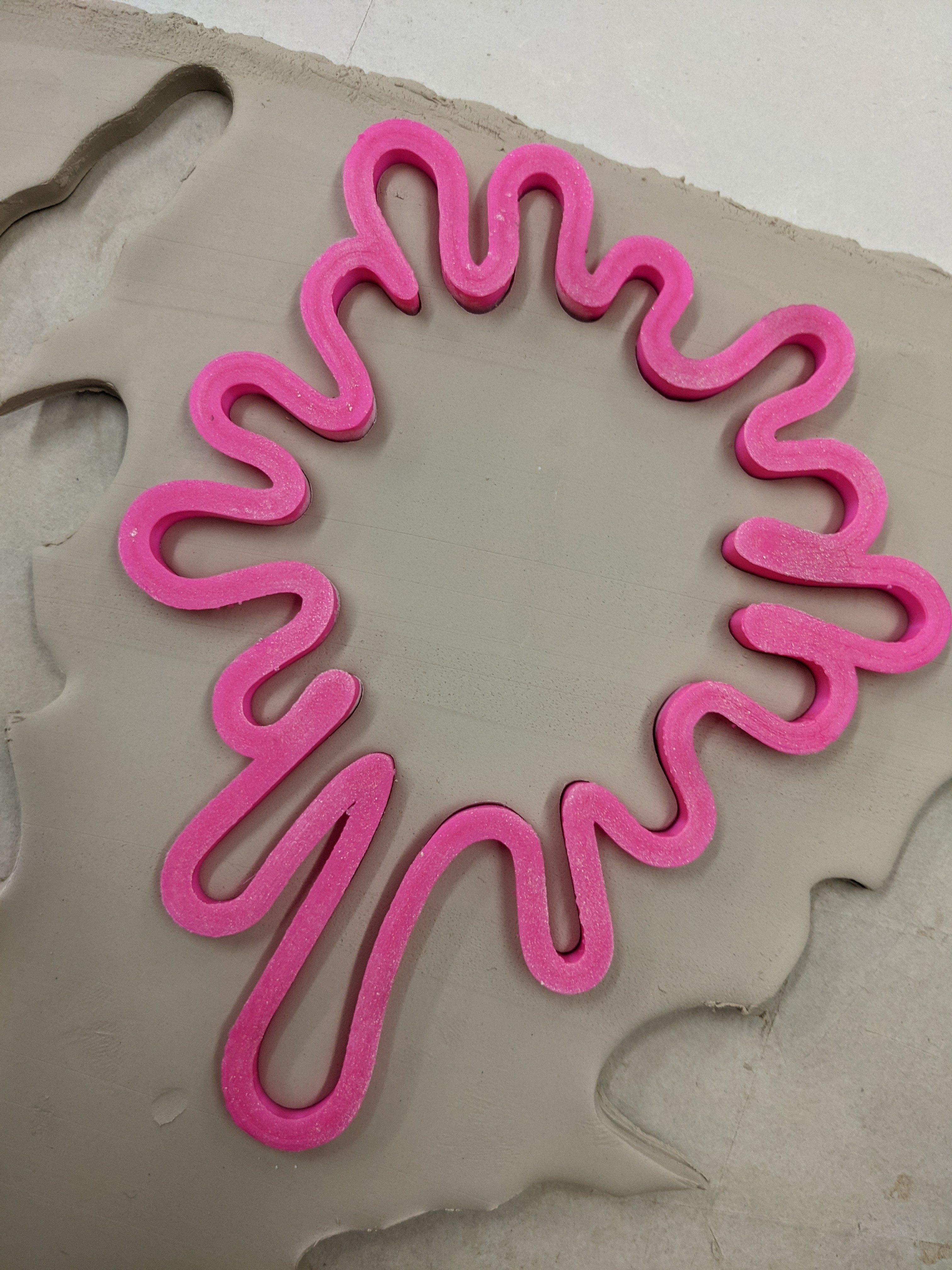 Paint splatter cutter